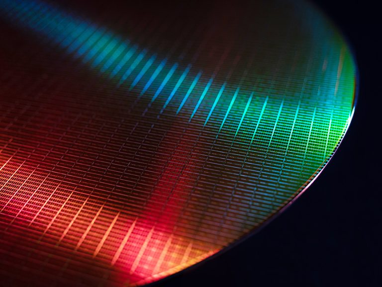 [News] HBM5 Expected to Feature Immersion Tech as Cooling Becomes Key ...