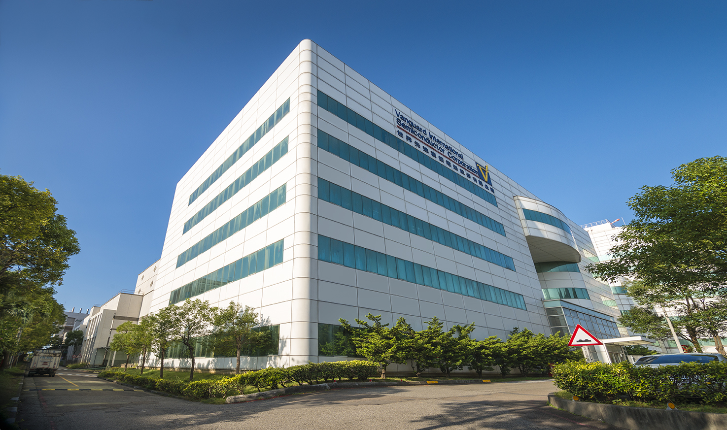 [News] UMC, VIS, PSMC Cut Prices for Mature Process Wafers to Boost ...