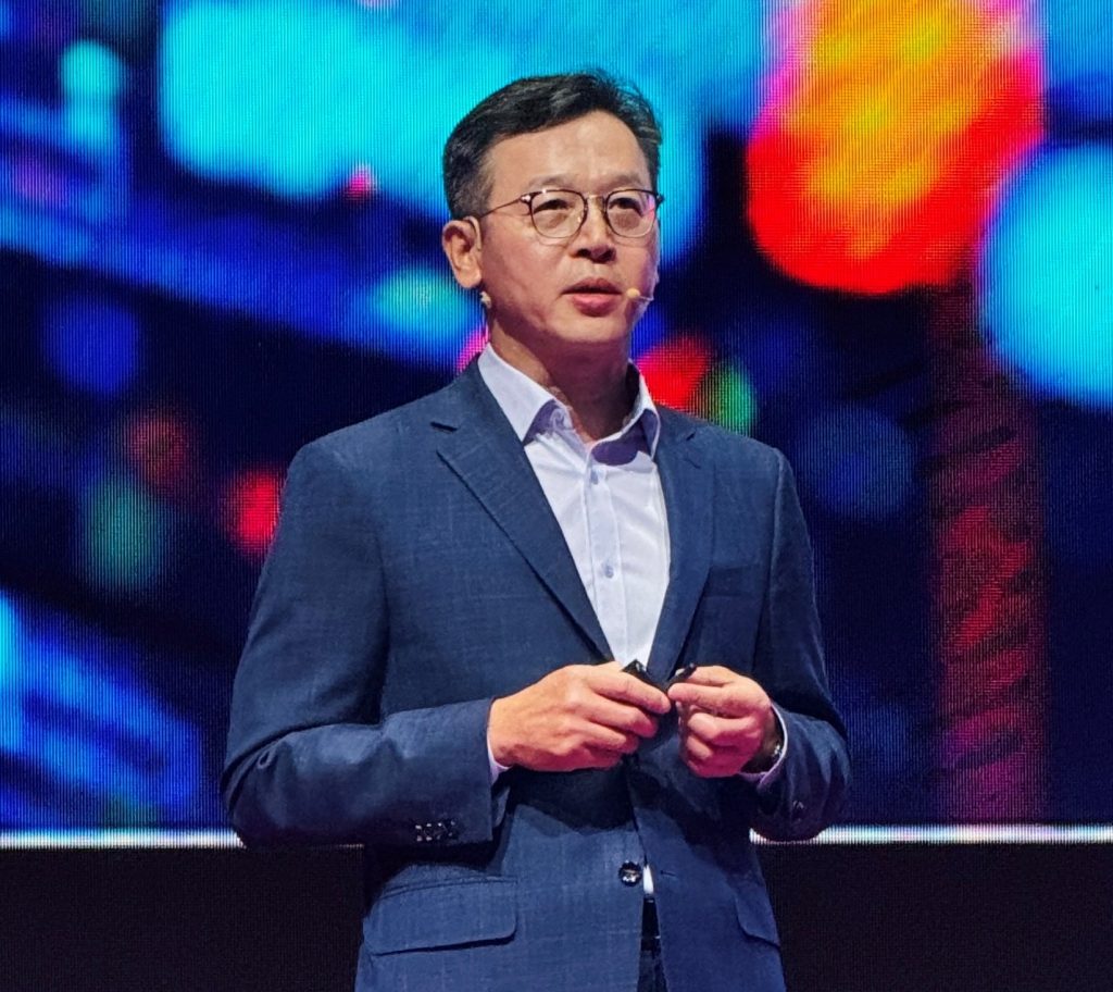 [News] SK hynix to Begin 12-Stack HBM3e Mass Production, Marking Key Moment in HBM Battlefield