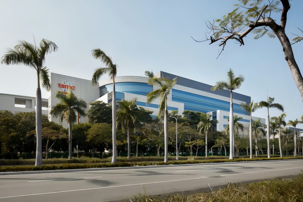 [News] TSMC May Reallocate Select 45–90nm Mature-Node Capacity to CoWoS ...